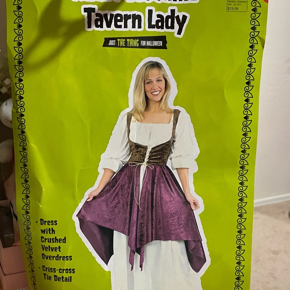 California Costumes | Other | Tavern Lady Halloween Costume Size M ...